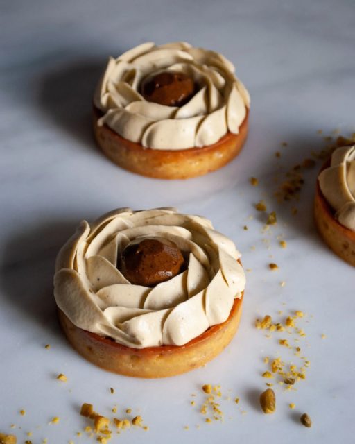 Comment réaliser des choux de forme cylindrique ? - Dérives Sucrées